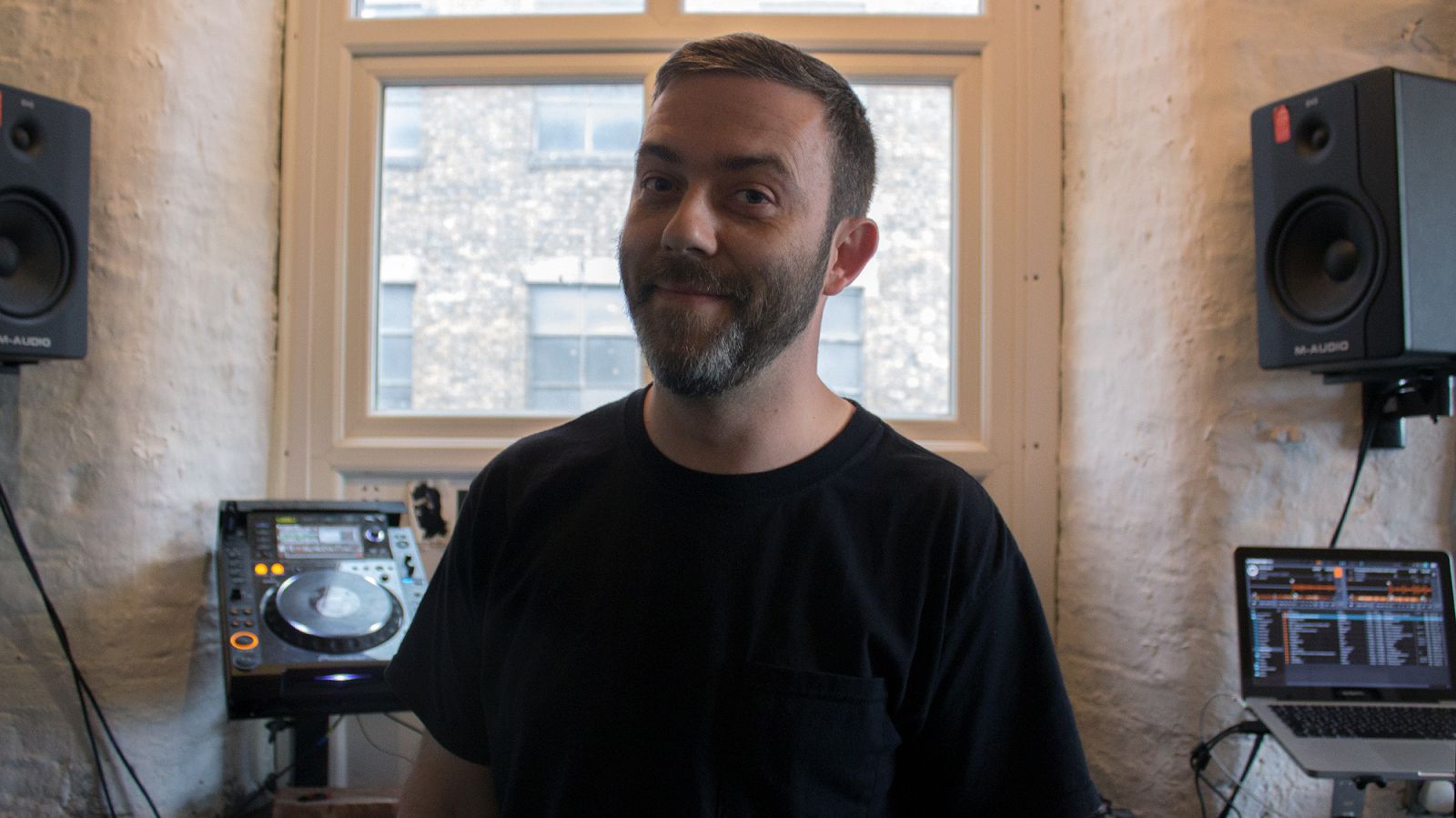 Rob Hall 14th May 2017 | Listen on NTS