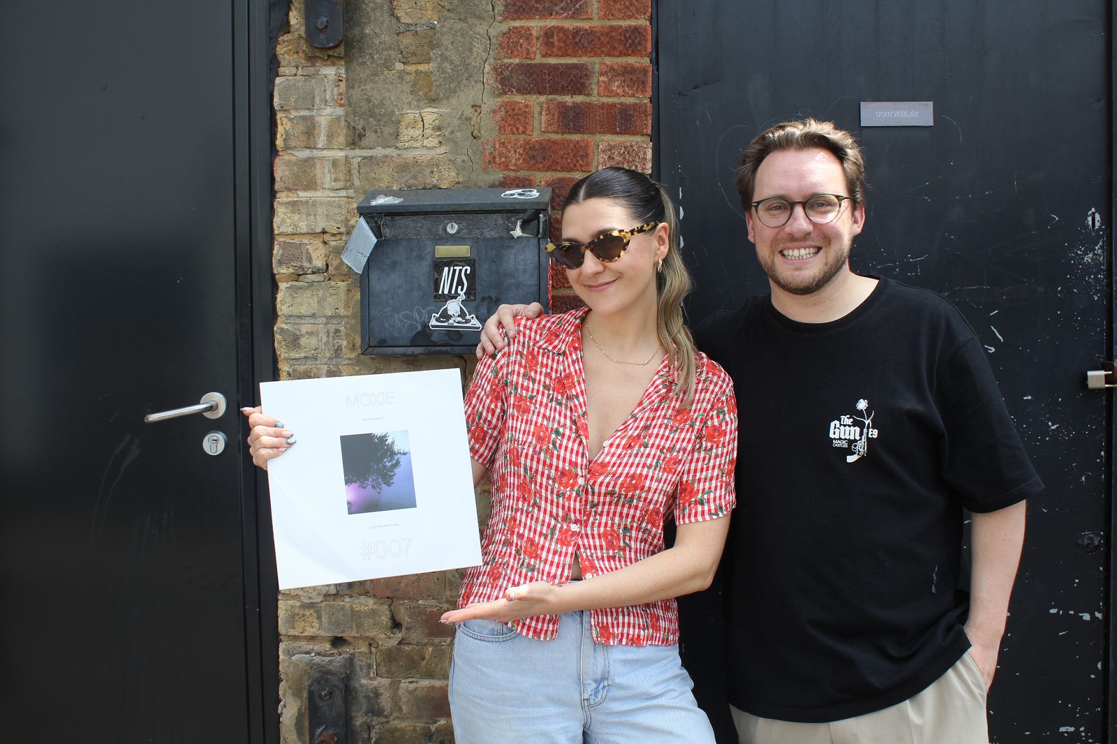 The One Glove Breakfast Show w/ Macca & Moxie 31st May 2025 | Listen on NTS