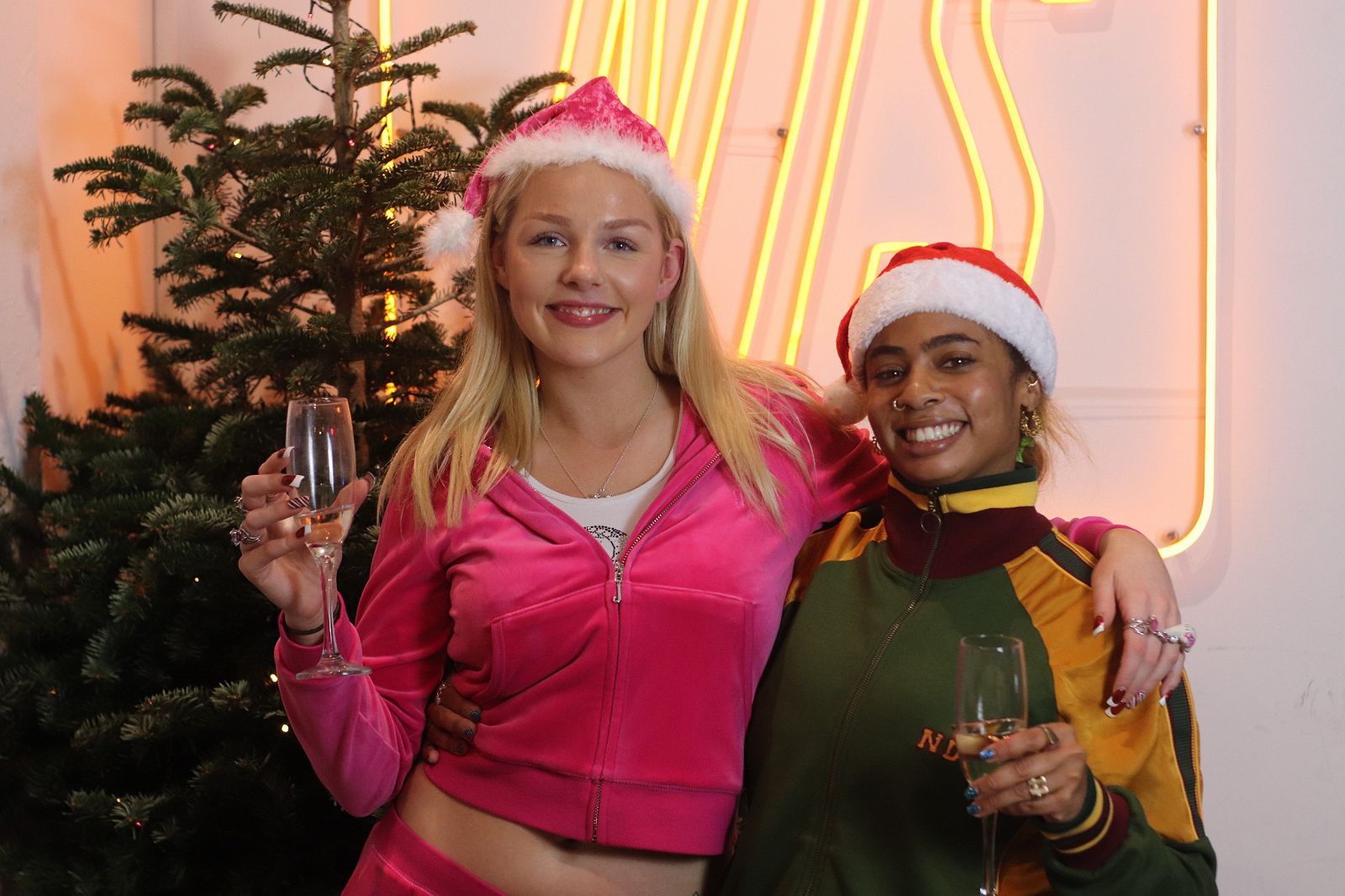 Tash LC w/ Nectarine Girl 20th December 2023 | Listen on NTS