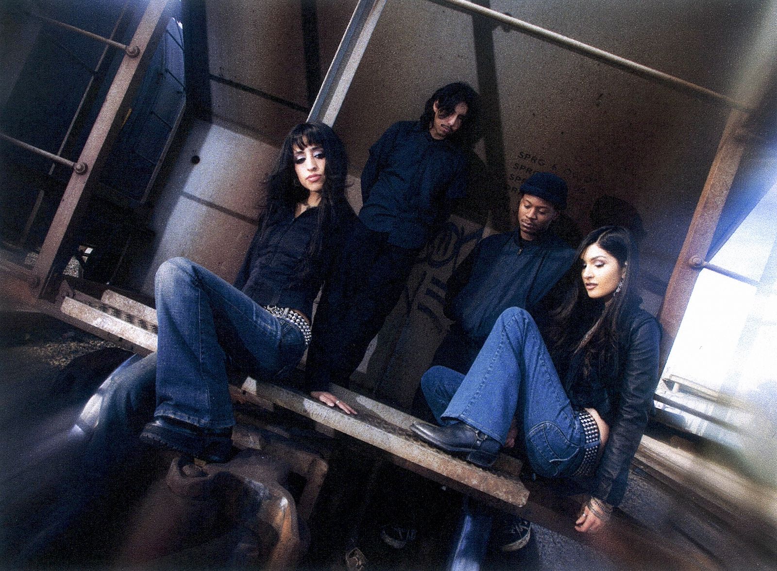 Temporal Cove w/ Glixen 21st April 2025 | Listen on NTS