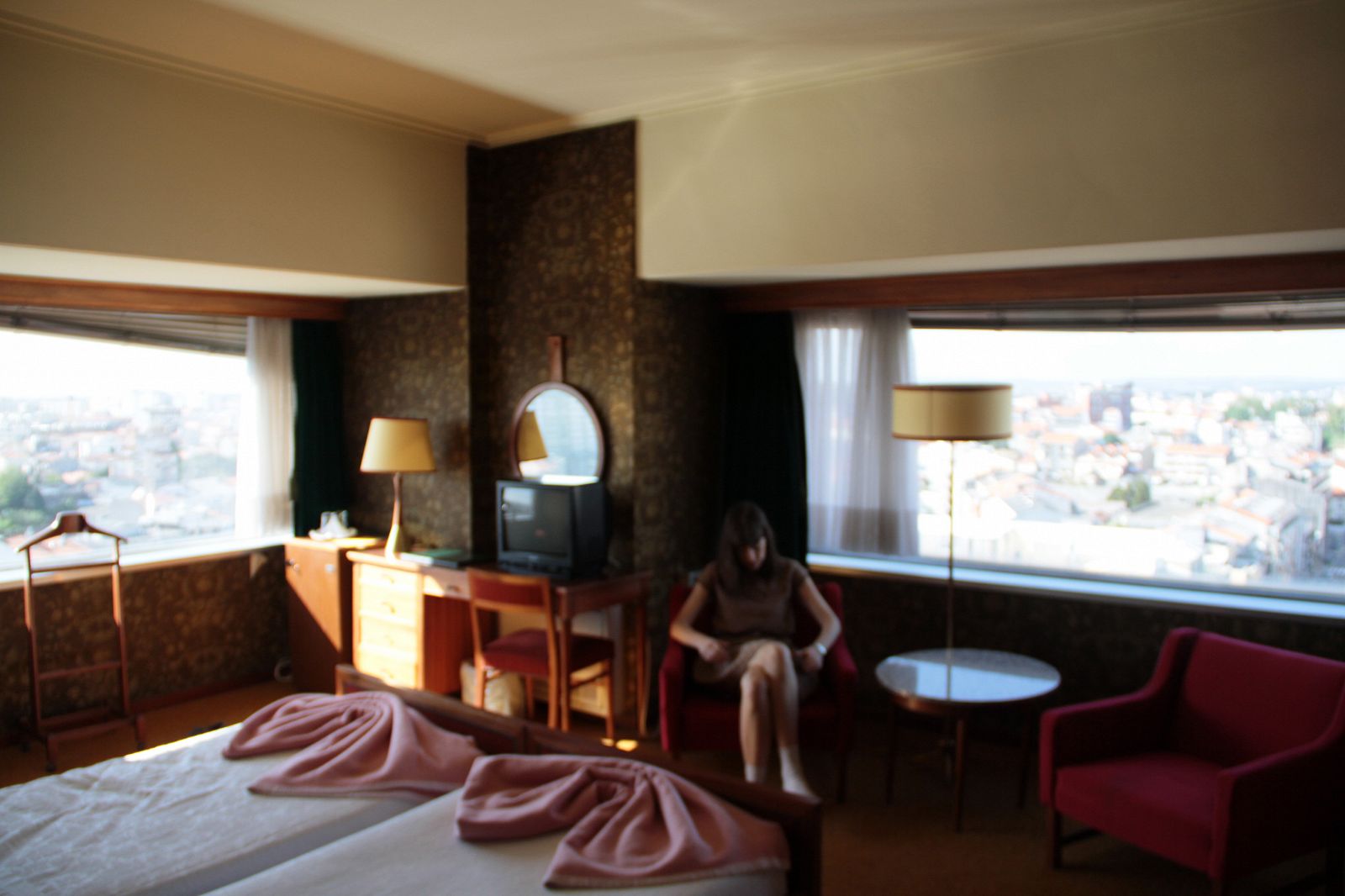 Breaking People w/ Noa Kurzweil: Felisha Ledesma 22nd May 2023 | Listen ...