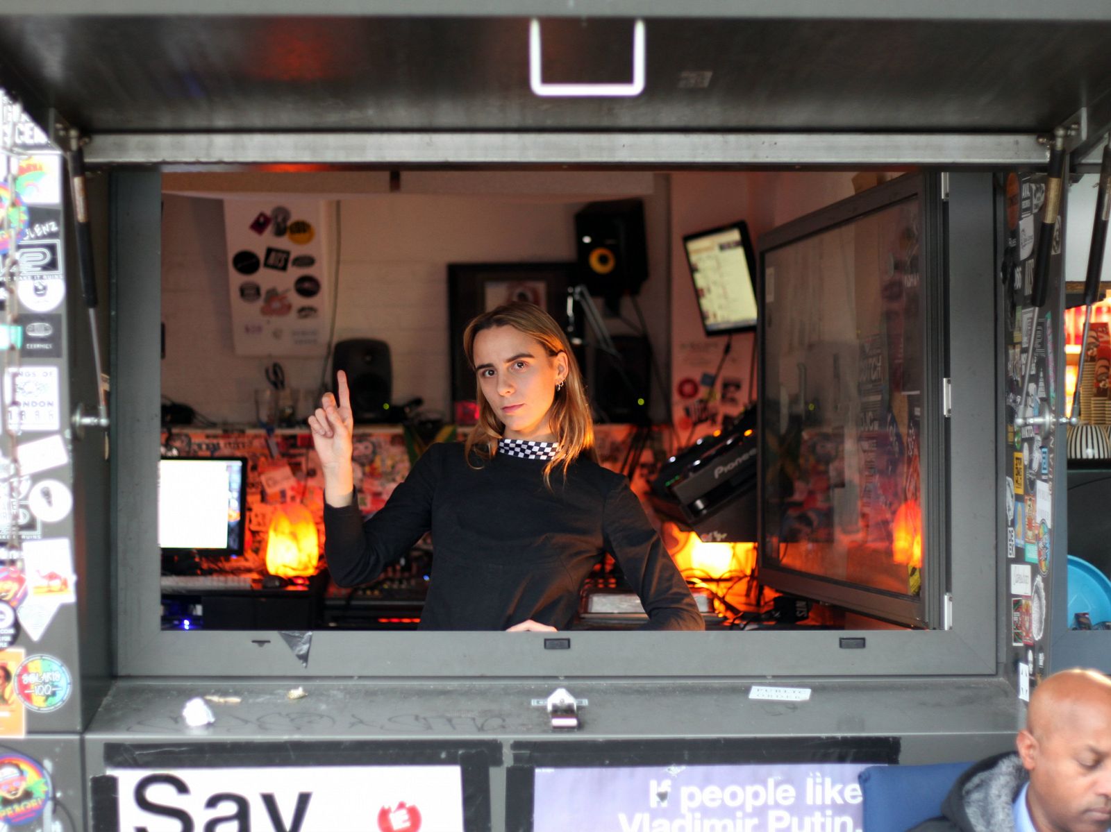 World In Flo Motion 21st October 2016 | Listen on NTS